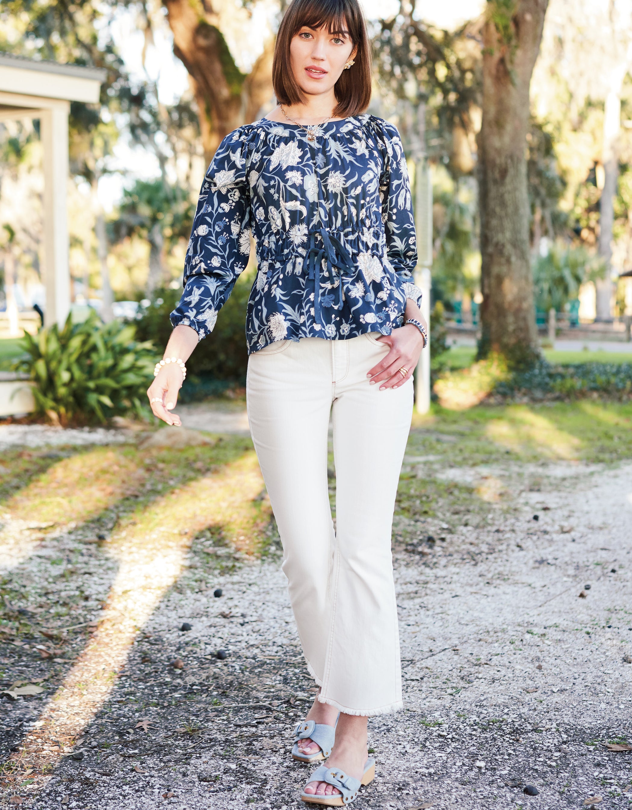 Ellington Kick Flare Jean Pearl White