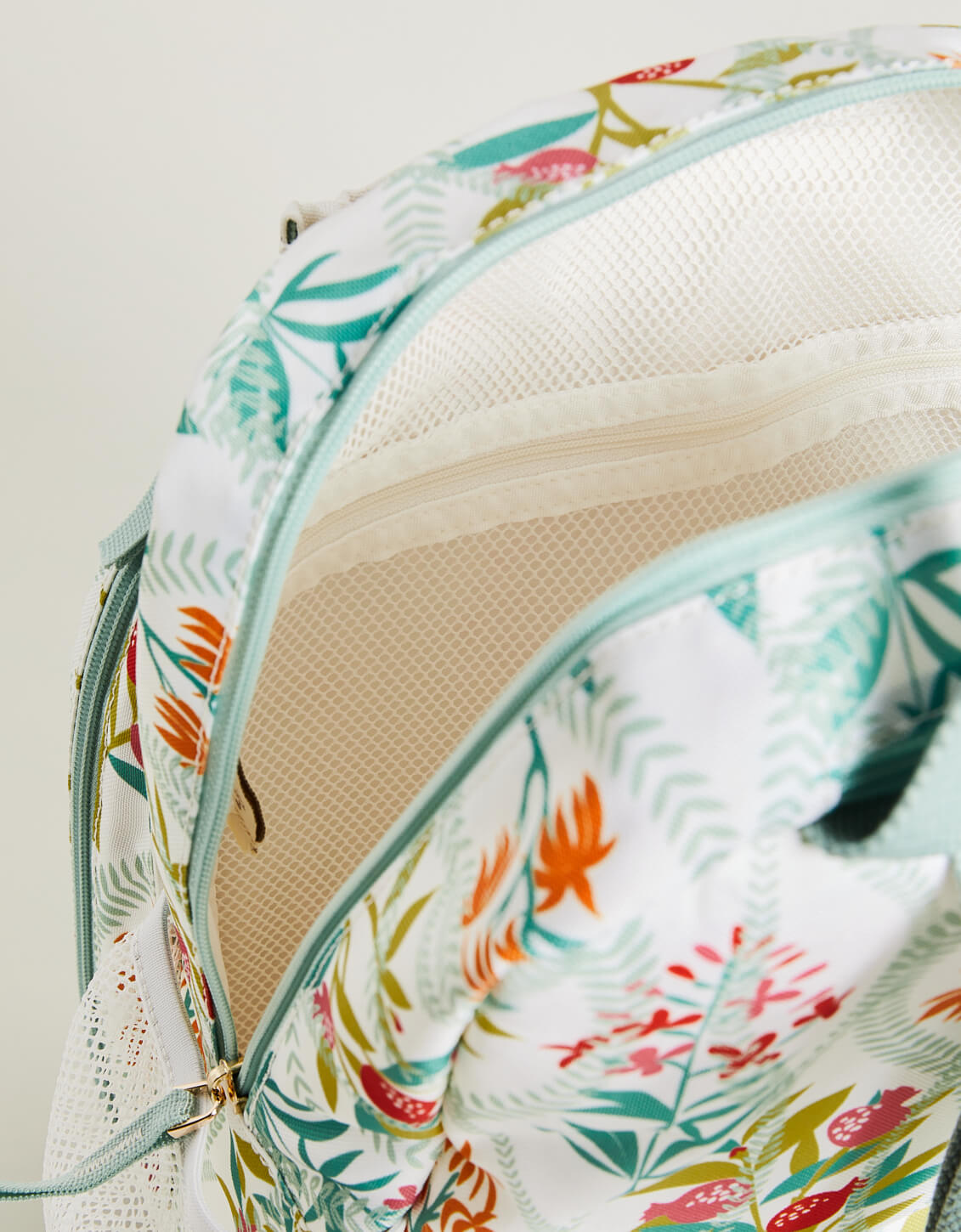 Pickleball Backpack LW Queenie Topiary White