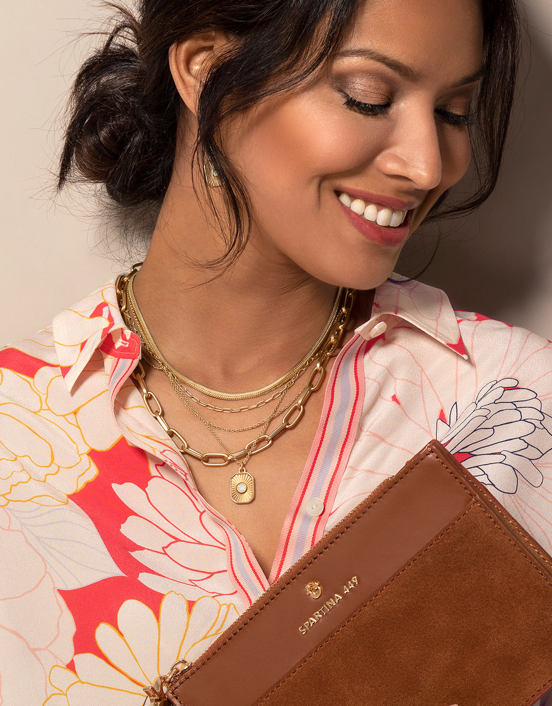 Radiant Window Layering Necklace Gold